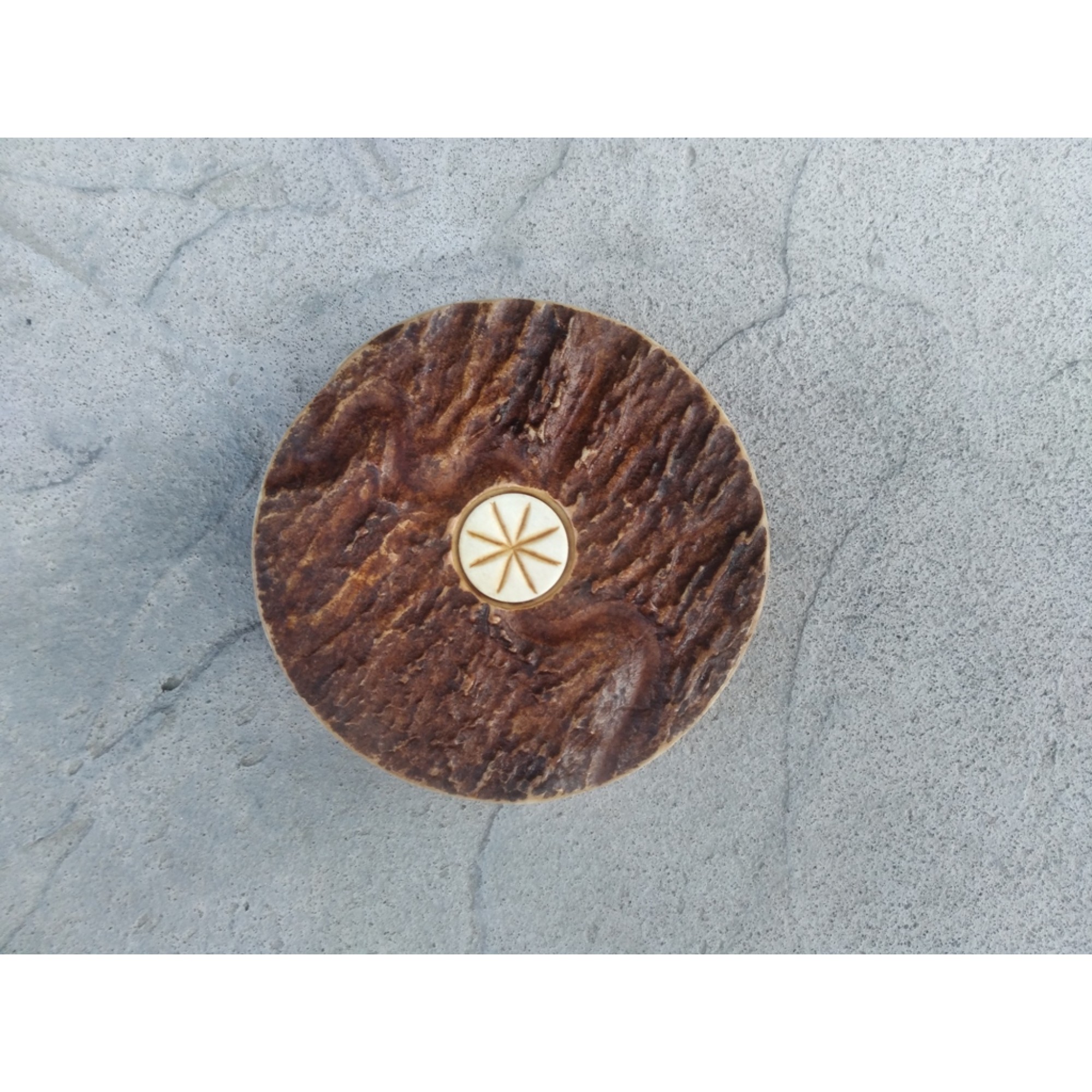 Viking mirror with Jormungand design - RS Workshop