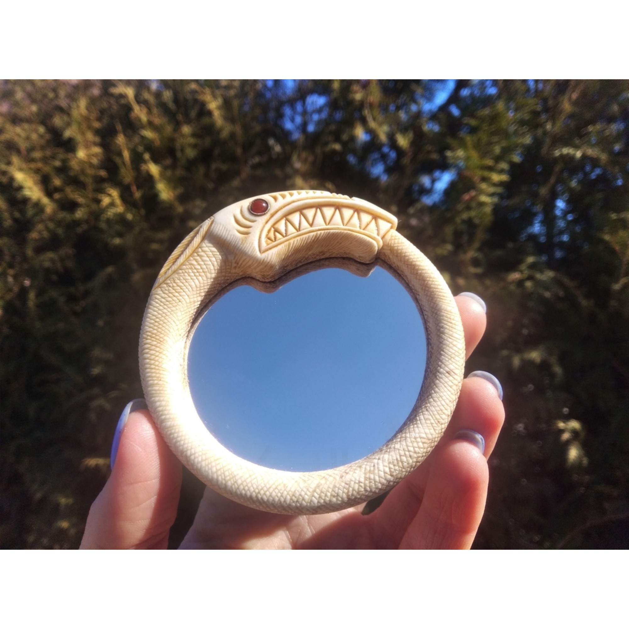 Viking mirror with Jormungand design - RS Workshop