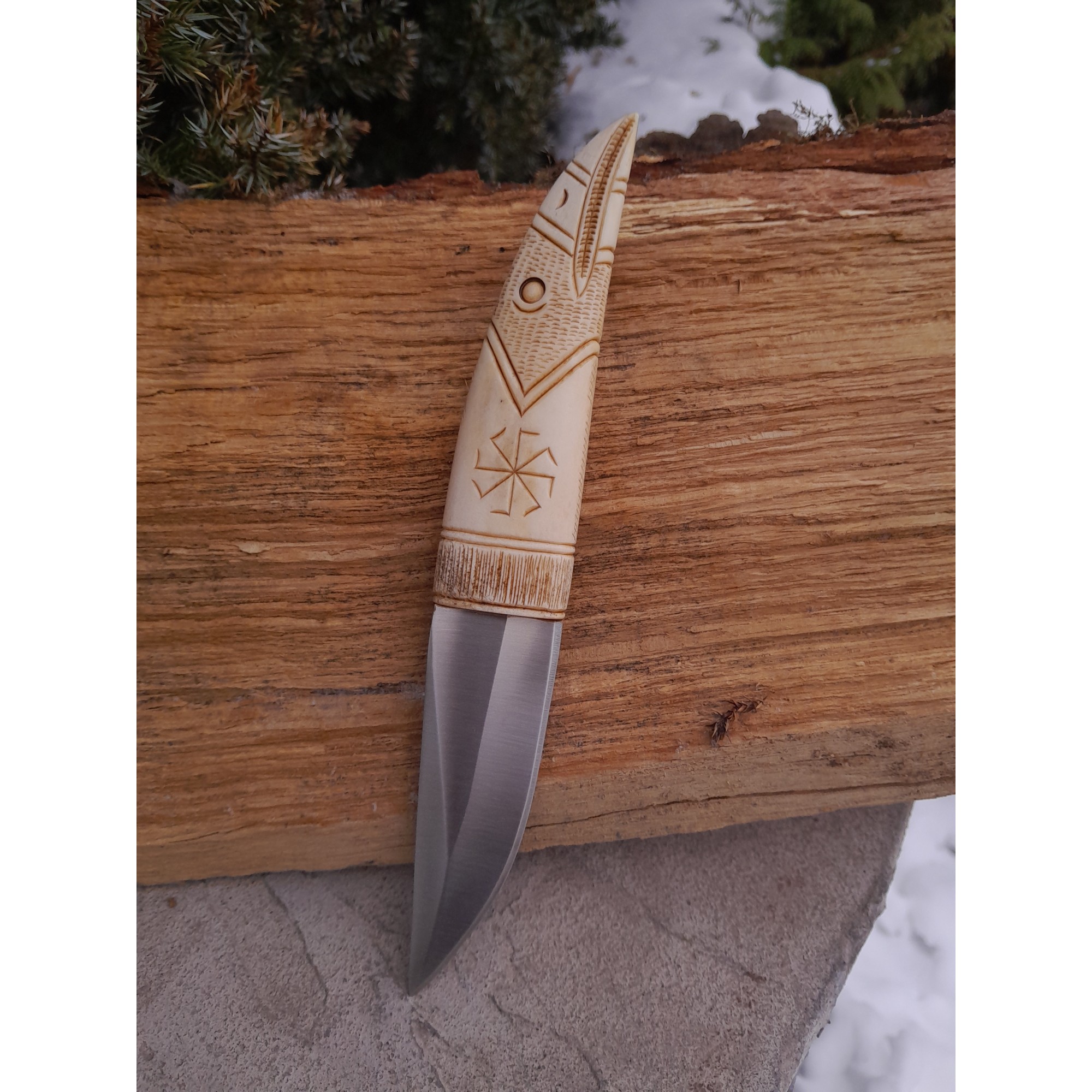 Viking raven knife with carved antler handle. Leather sheath. - RS Artcraft